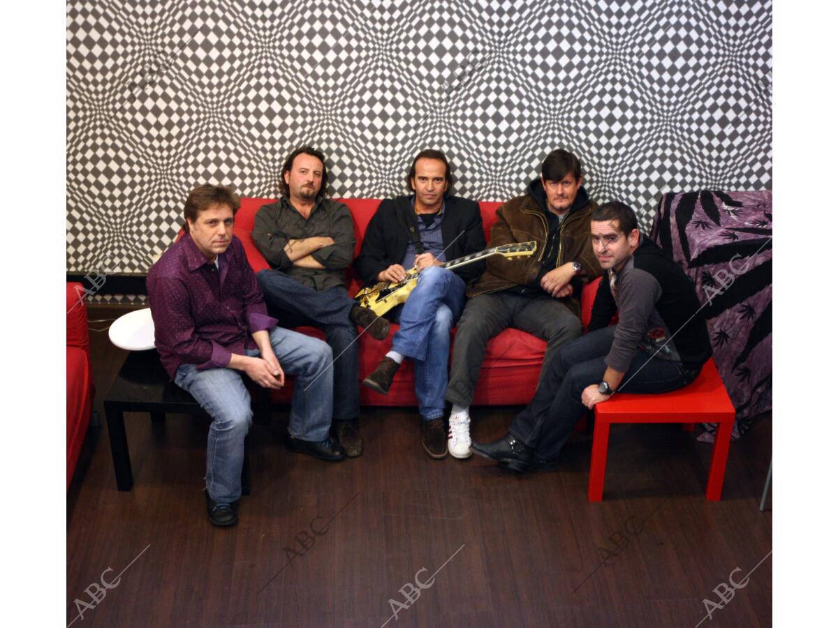 Entrevista con el grupo musical "Los Secretos" - Archivo ABC