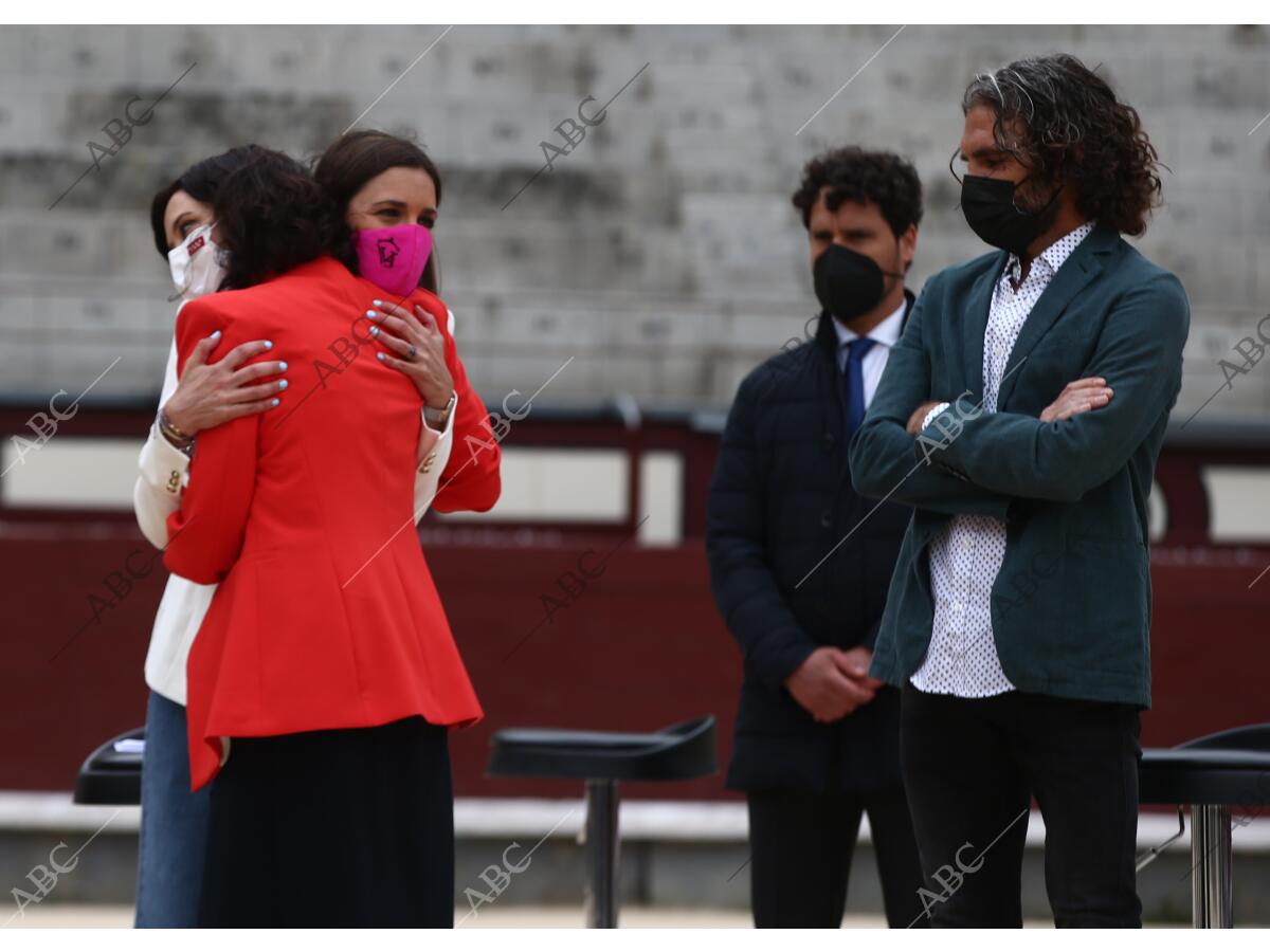 Homenaje al torero Víctor Puerto con la inauguración... - Archivo ABC